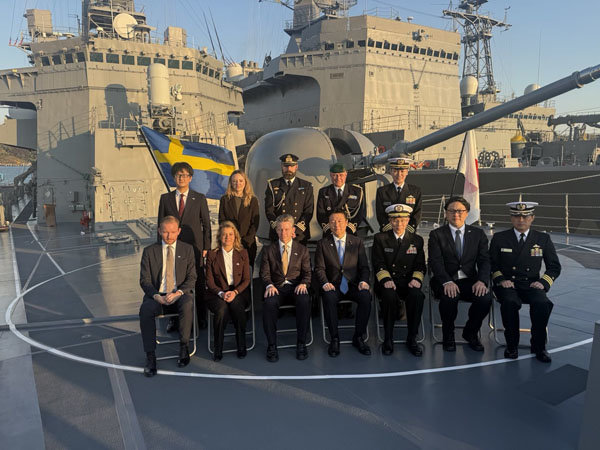 Minister for Defence of the Kingdom of Sweden Pål Jonson’s visit to JS ...