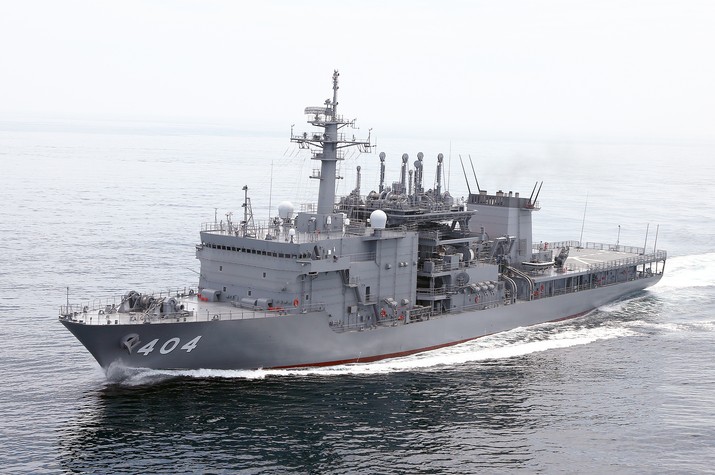 Submarine Rescue Ship “Chiyoda”