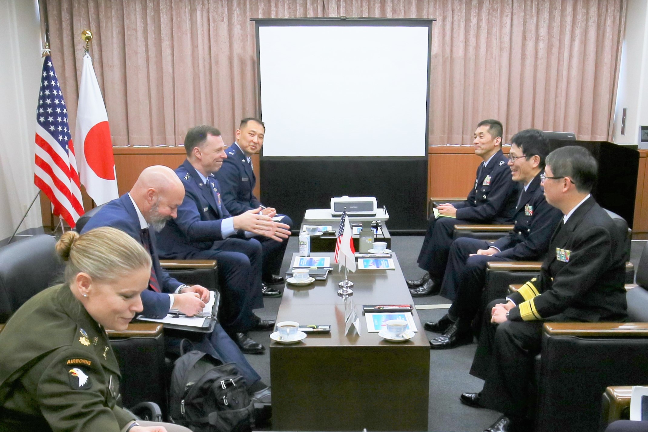 Courtesy call on LtGen SATO, Commandant, JSC