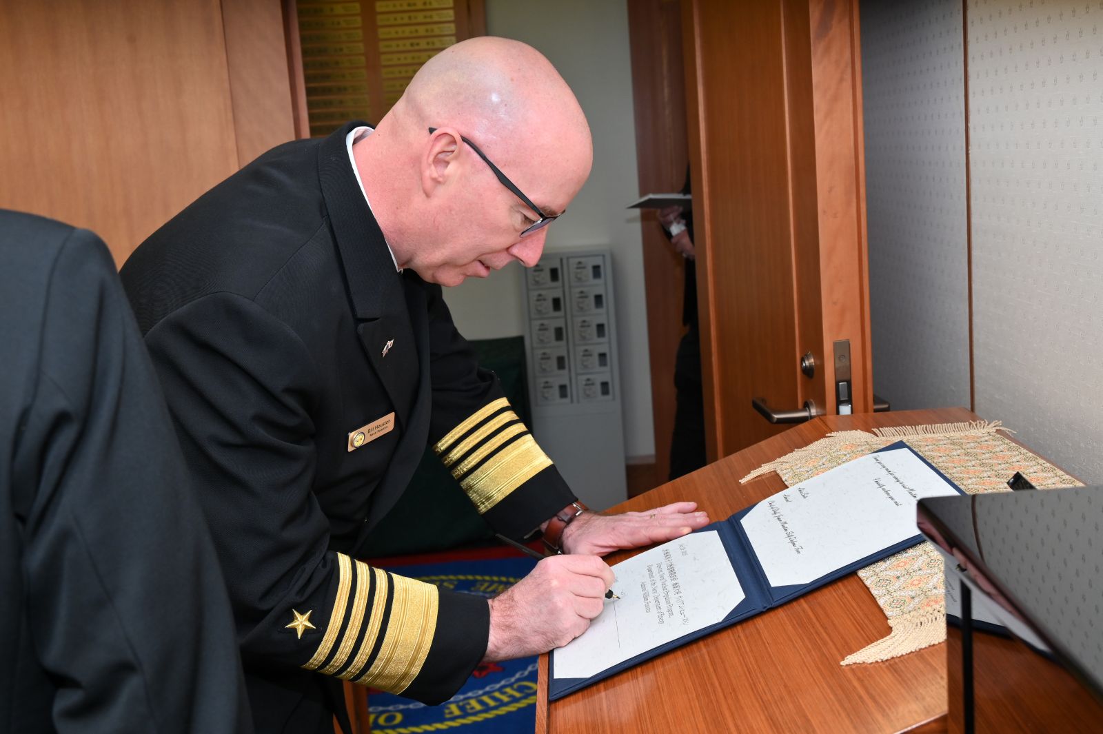 韓国合同巡行訓練戦団長来訪｜幕僚協議｜海上自衛隊 〔JMSDF〕 オフィシャルサイト