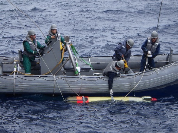 JS ATAGO (DDG 177), JS YUDACHI (DD 103) and JS SHIRANUI (DD 120 ...