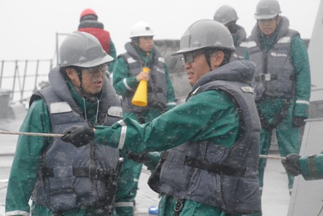 JS Fuyuzuki, RAS with USNS ship