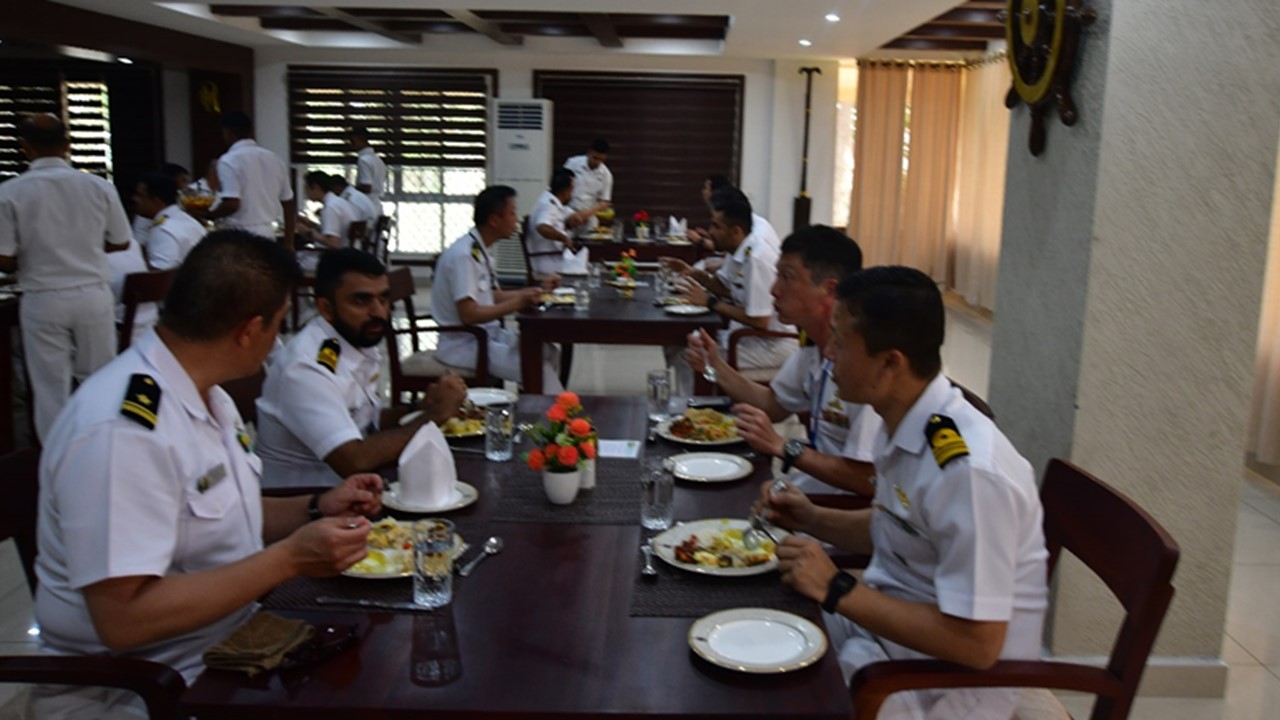 News | JMSDF Self Defense Fleet official