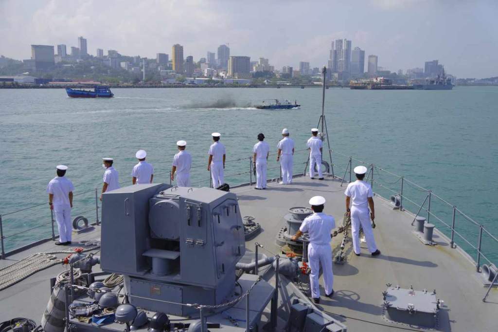 News | JMSDF Self Defense Fleet official