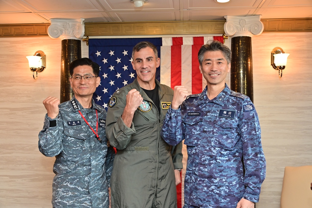 News | JMSDF Self Defense Fleet official