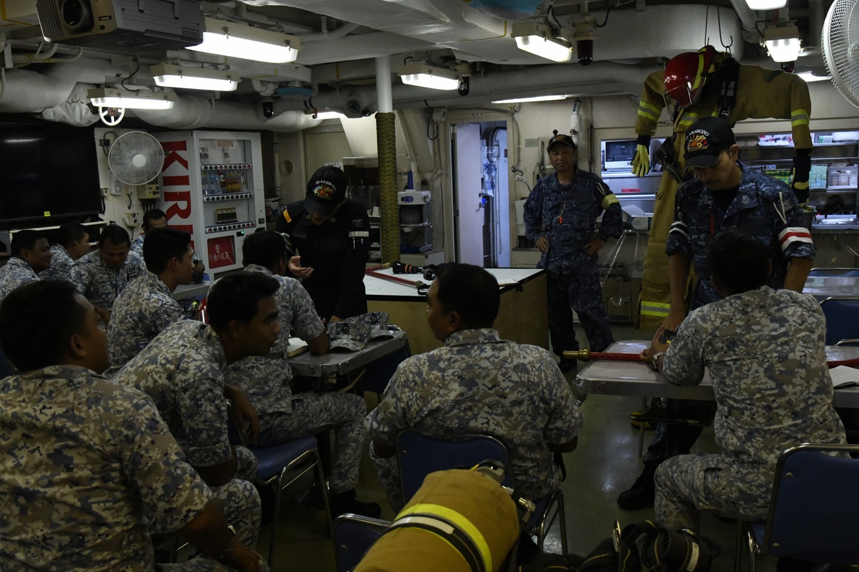 News | JMSDF Self Defense Fleet official